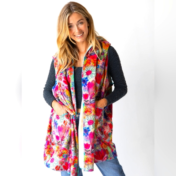 NATURAL LIFE | Sweaters | Natural Life Cozy Kimono Watercolor Vest ...
